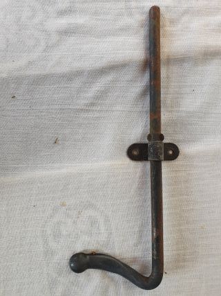 Accessori serramenti per scuri in legno