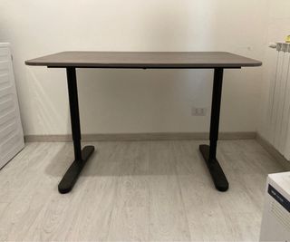 Scrivania BEKANT IKEA
