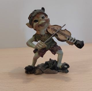 Elfo - gnomo - folletto  Pixies