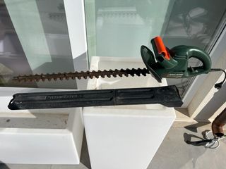 Tagliasiepe Black & Decker 63cm gt360