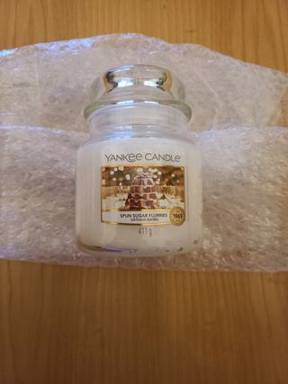 Yankee candle spun sugar flurries