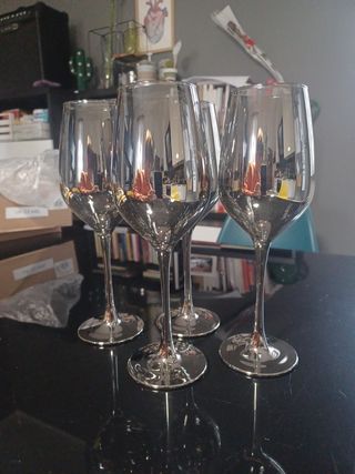 Set bicchieri vino neri