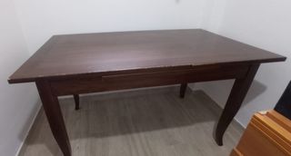 Tavolo in legno massello