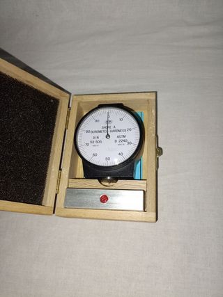 Durometro professionale per gomme