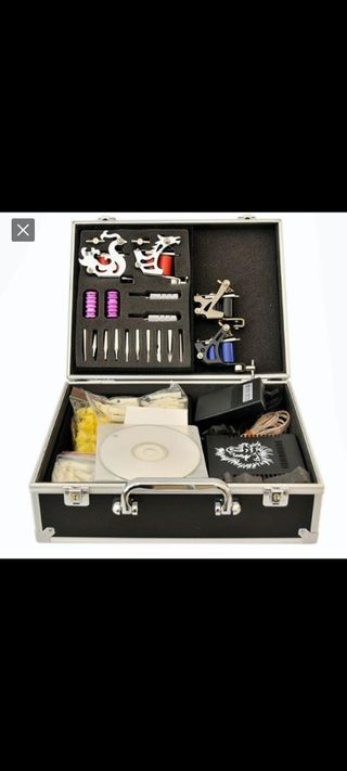Kit per tatuaggi