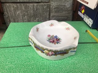 posacenere in ceramica t. limoge decorato a mani