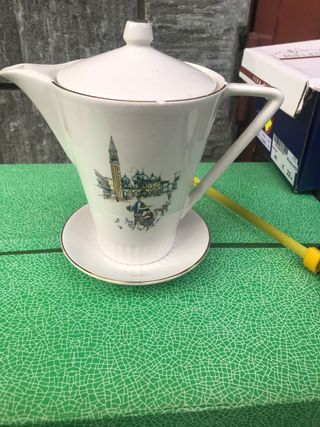 brocca in ceramica con piattino tognana