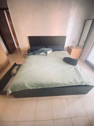 Base letto nero+4 cassettoni laterali neri (Ikea)