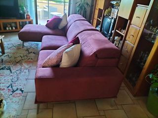 Divano tre  con penisola in  alcantara