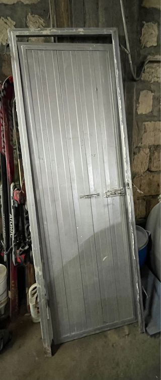 porta in ferro zingato