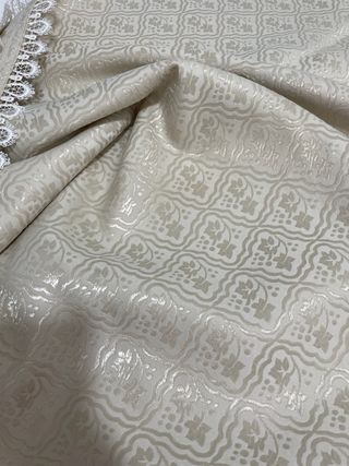 tovaglia da tavola damascata beige