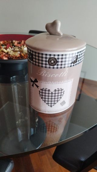 Biscottiera