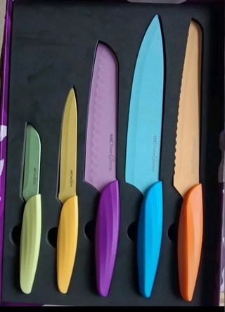 AMC coltelli in ceramica