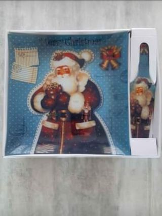 Piatto panettone nuovo con paletta