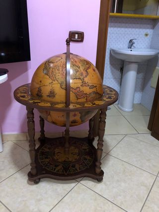 Mappamondo porta liquore