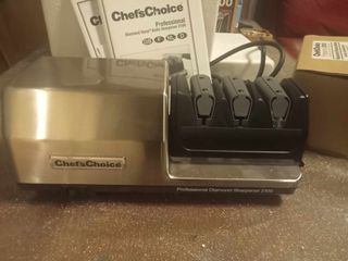 macchina affila coltelli  Chef's Choice 2100