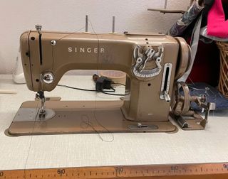Macchina da cucire Singer 807
