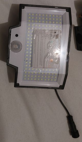 Faretto led da esterno solare