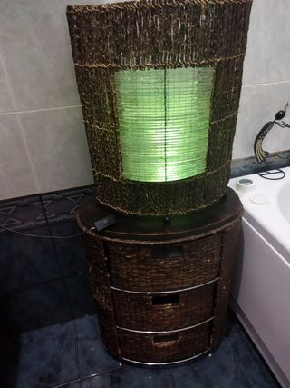 Lampada etnica con mobiletto