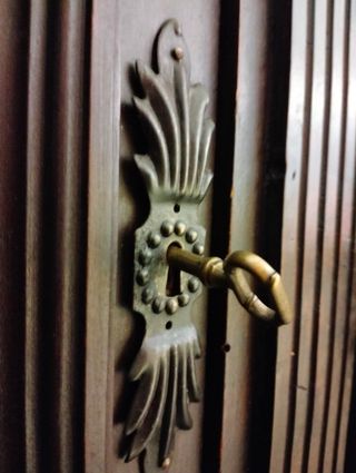 mobile in legno fine 800 inizio 900