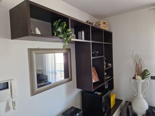 Libreria sospesa Giessegi