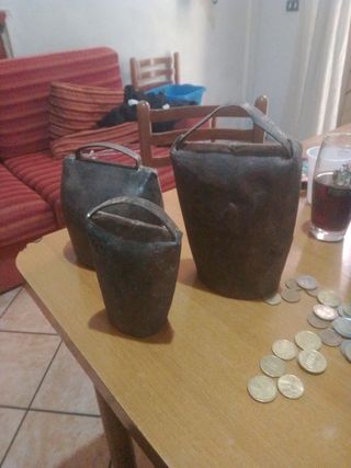 Vendo campane x animali antichi