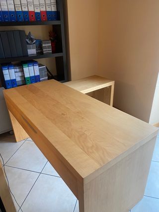 scrivania con piano estraibile mod. Malm