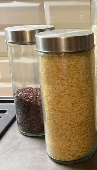 Contenitori in vetro con tappo ermetico
