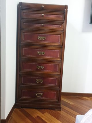 Cassettiera in legno