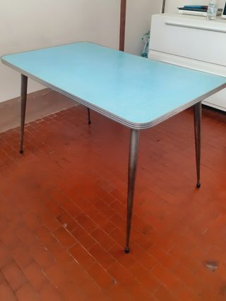 Tavolo vintage in formica