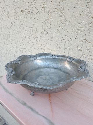 Centrotavola antico in peltro