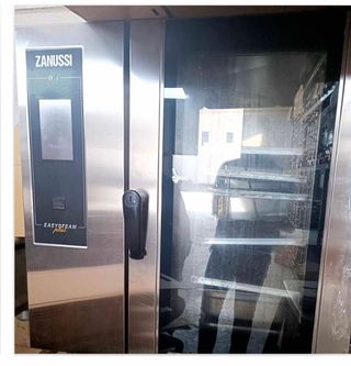 Forno elettrico Zanussi easy steam plus