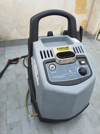 IDROPULITRICE  ACQUA CALDA E FREDDA