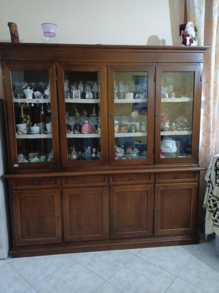 Vetrina in arte povera