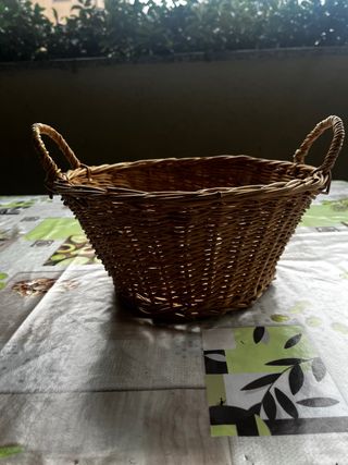 cesto in vimini rotondo con manici