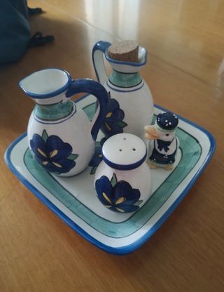 Oliera e saliera in ceramica dipinte