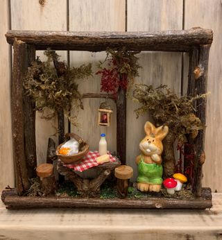 DECORAZIONE DA APPENDERE IN LEGNO CON CONIGLIETTO