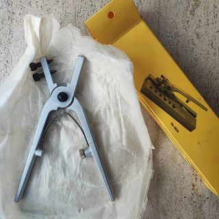 Pinza Bergeon nuova