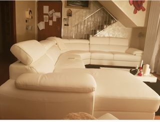 Divano in pelle ottime condizioni