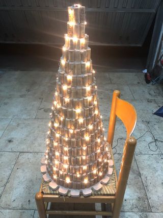 albero di natale in tappi di sughero