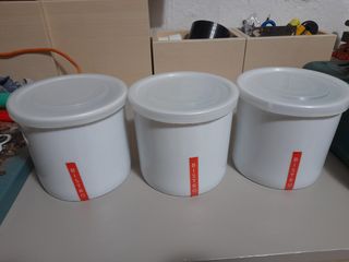 Tris barattoli per cucina