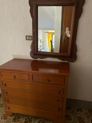 Cassettiera con specchio in legno antico