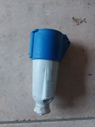 Presa di accoppiamento gewiss 32A 6h/220V-250V 2p+