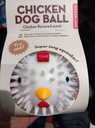 Pallina all'odore di  pollo per cani