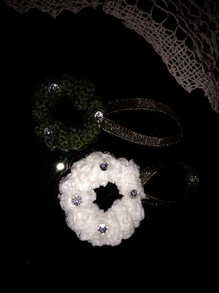 Ghirlandine per addobbare l'albero di Natale