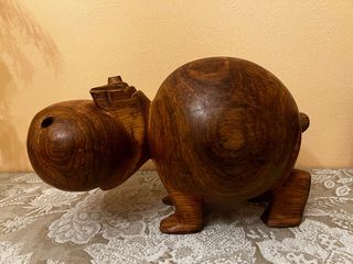 Statua legno ippopotamo