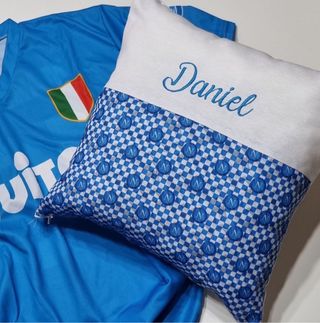 Cuscini personaggi nome RICAMATO