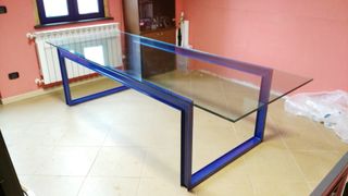 Basamento in ferro per tavolo in vetro