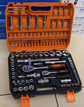 VALIGIA SET CHIAVI A BUSSOLA 108 PEZZI VANADIUM CO