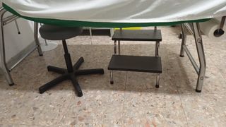 Sgabello e poggia piedi